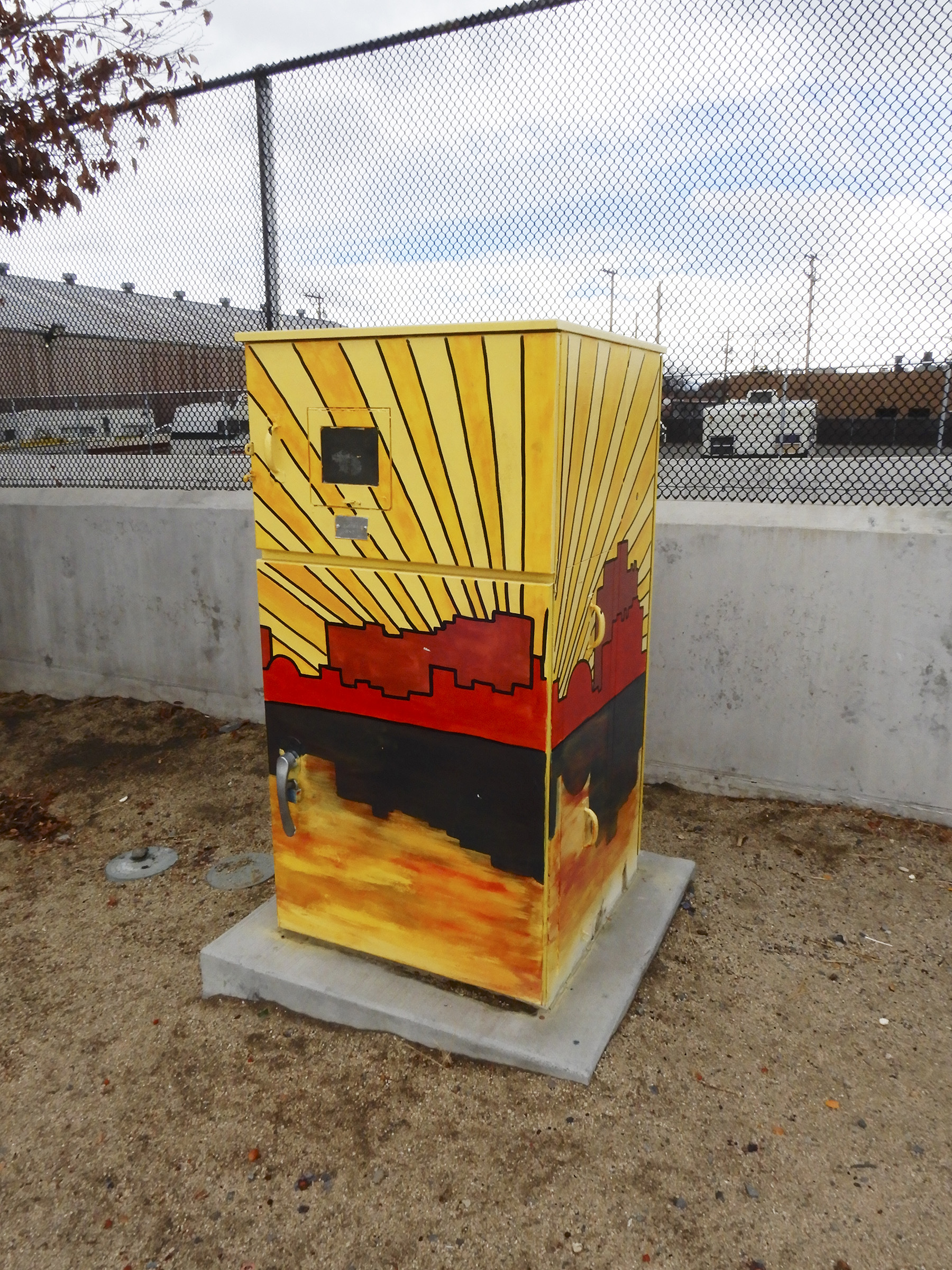 Ivy Antonowitsch painted signal box (3rd) in Reno, NV