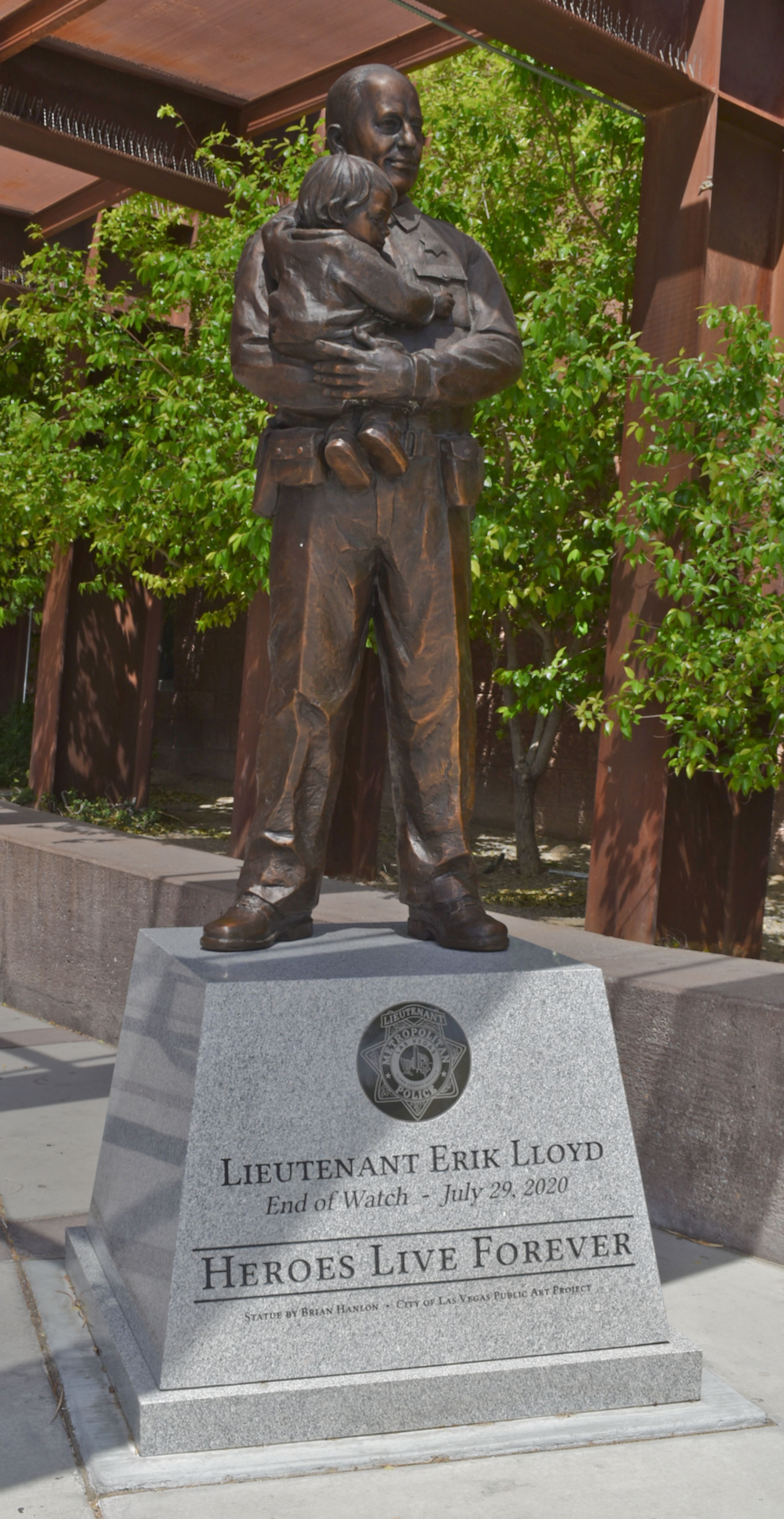 Statue of Fallen Officer Erik Lloyd in Las Vegas, NV