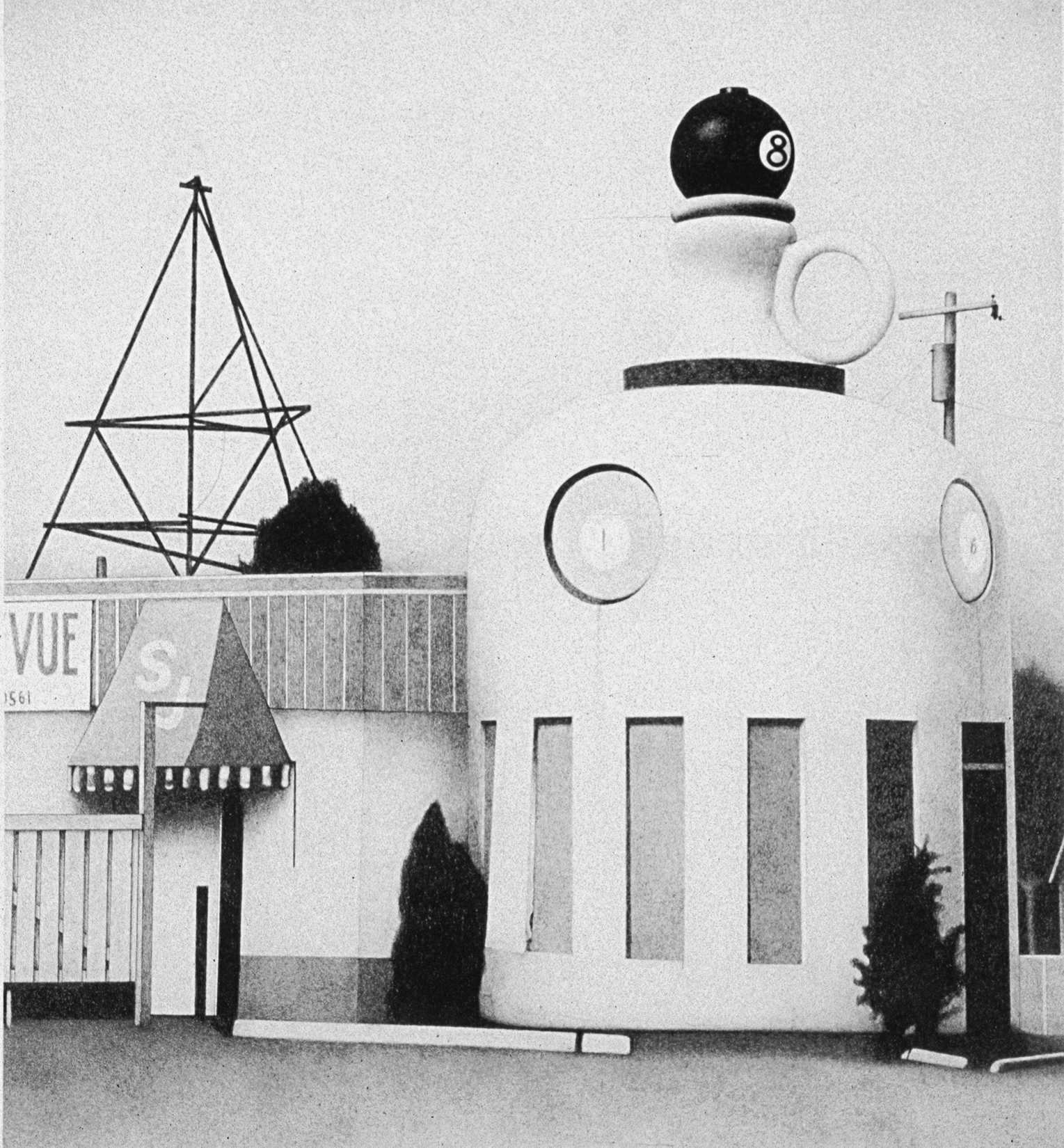 Sandy Jug Tavern in Portland, OR