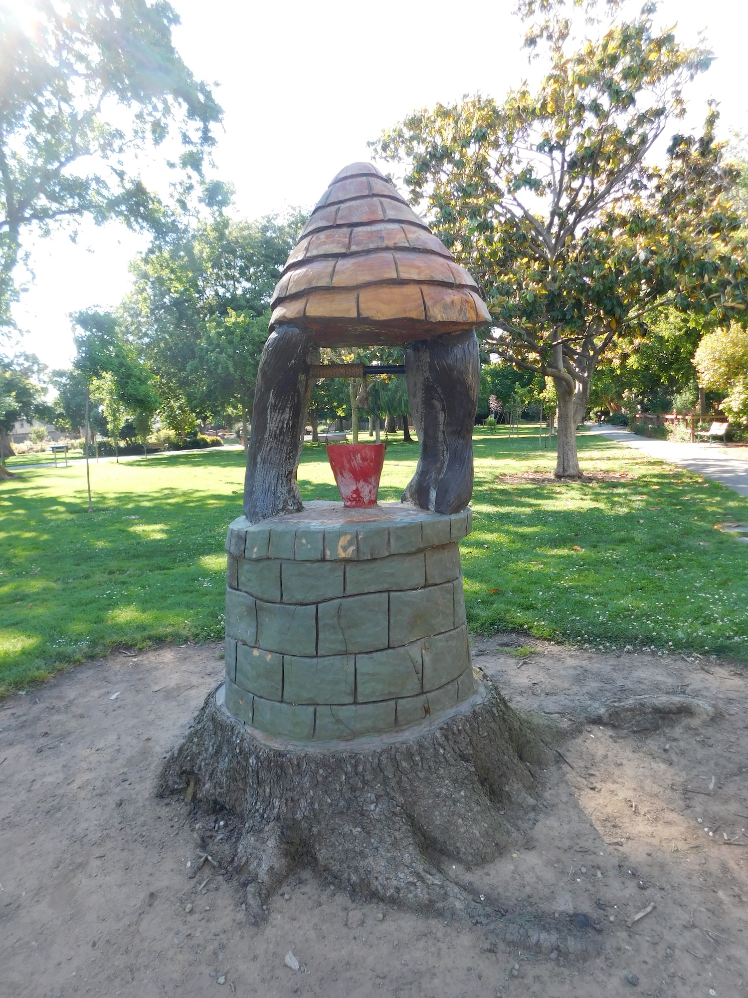 Wishing Well Tree Carving in Burlingame, CA