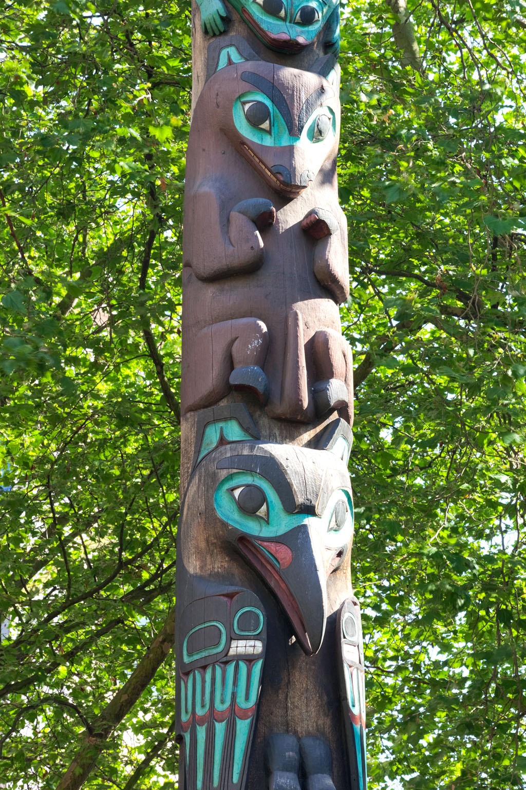 Native American Wolf Totem Pole